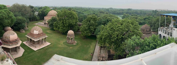 Hauz Khas Retreat T2 - New Delhi