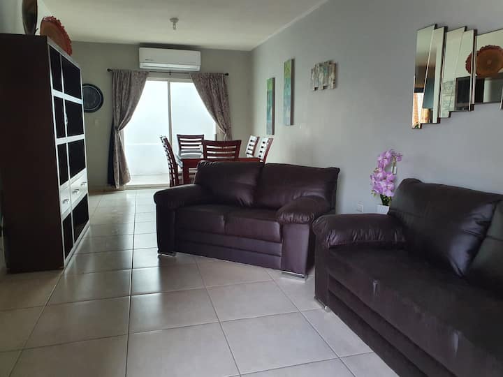 Casa Biznaga Con Hermosa Recamara En Planta Baja - Saltillo