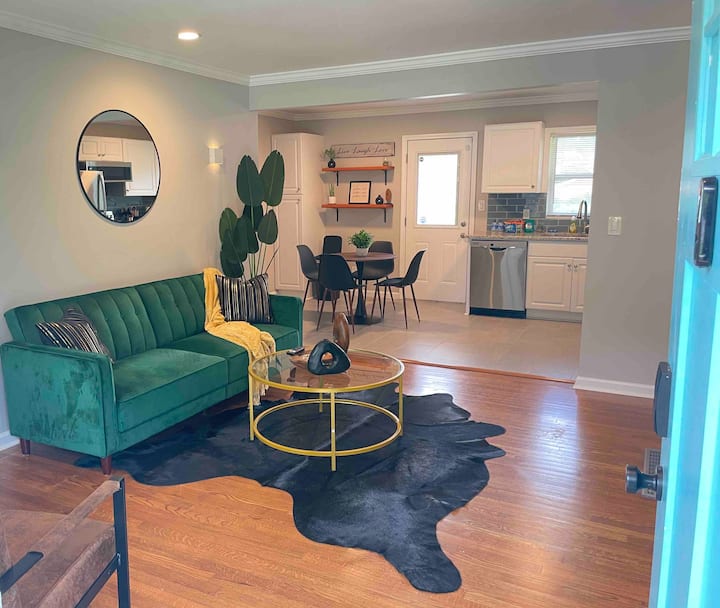 Amazing Bungalow In The City! - Atlanta, GA