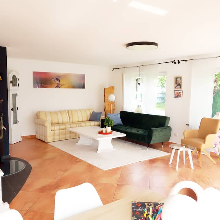 Lichtdurchflutete Grosse Wohnung - Isny im Allgäu
