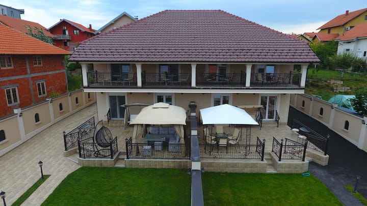 Apartment Exclusive  - Four Bedrooms - Belgrade