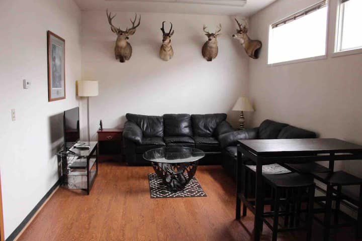 All Seasons Lodging Apartment 2 - Valdez, AK