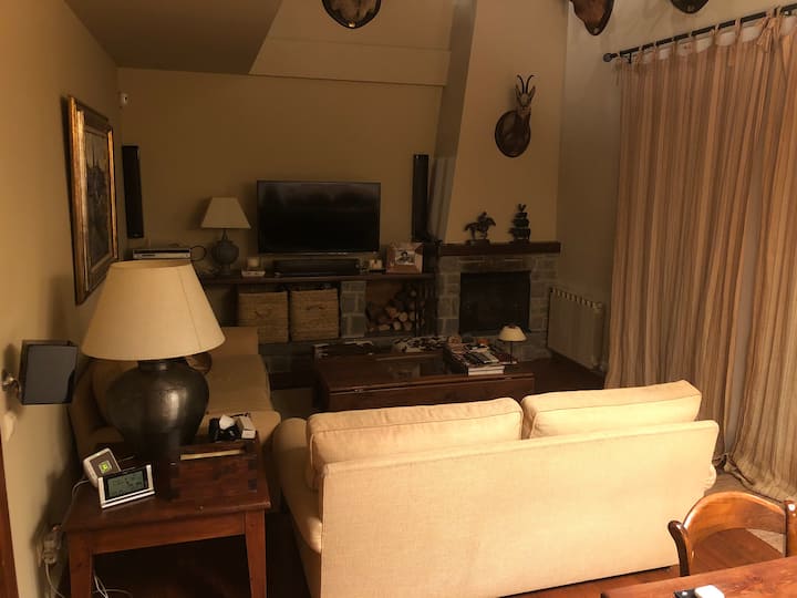 Duplex Con Una Decoración úNica - Alp