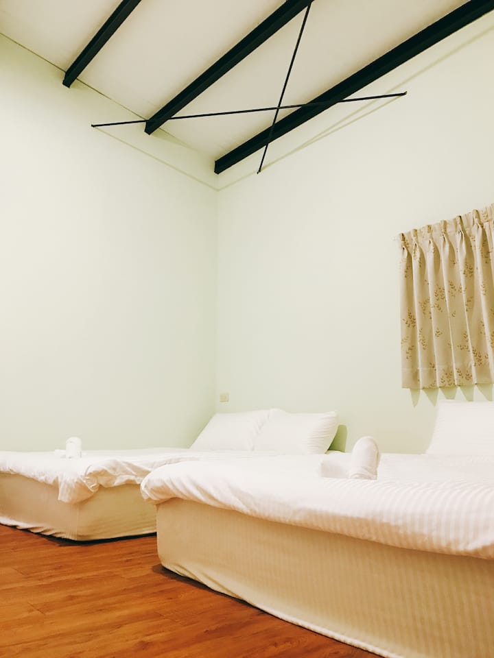 田裡有腳印『 春耕・夏耘 』四人房 Queen Beds - 玉里鎮