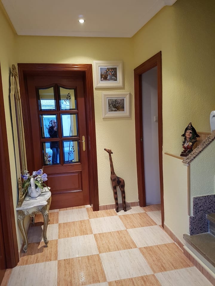 Casa En Salamanca,cerca De Todos Los Servicios - Salamanca