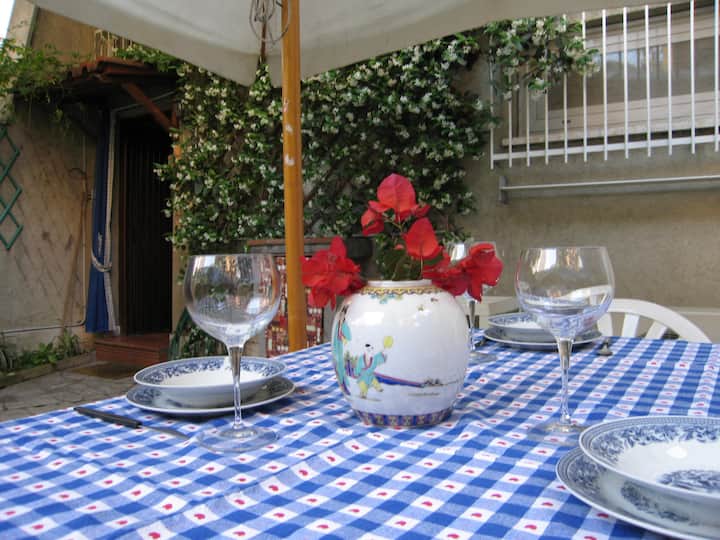 Appartamento Giardino A Due Passi Vaticano Metro - Roma