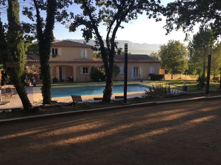 Guest House Au Pays De Cézanne - Fuveau