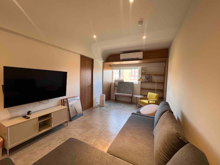 2bdrm Home In The Heart Of Tpe - Taipei