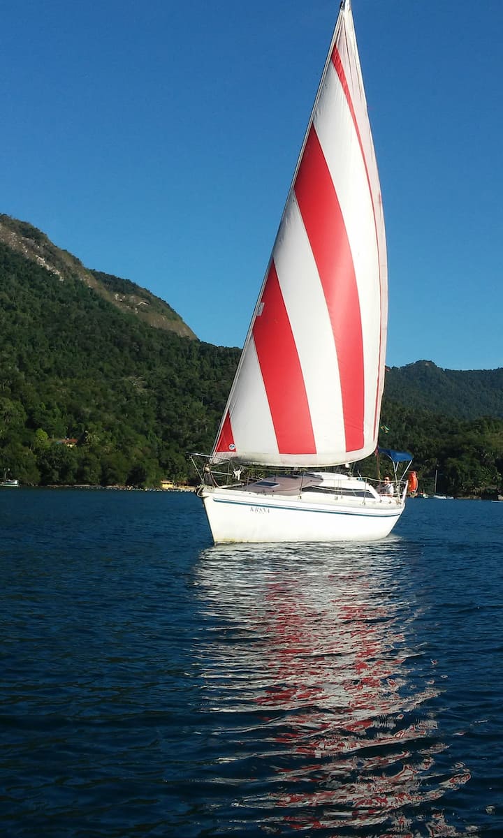 Passeio De Barco Inesquecível Com Ou Sem Pernoite - Ilha Grande