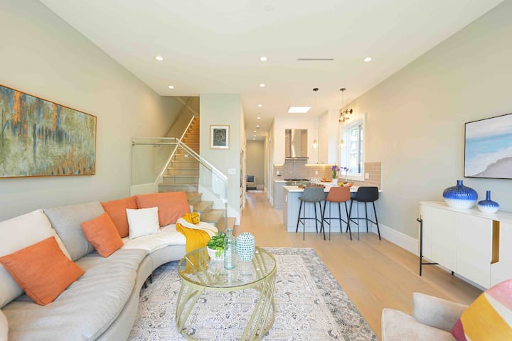 New Lovely Four-room Duplex House-1628 - Vancouver