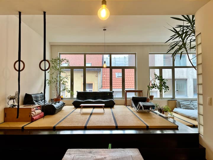 Stylish Minimalist Loft With Open Concept Design - Anderlecht