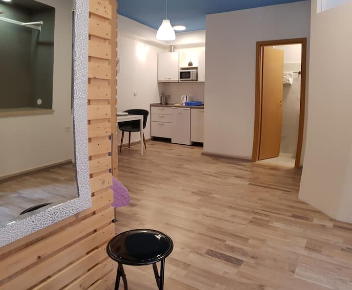 Lovely Studio App, Second Street From The Sea - Orsera