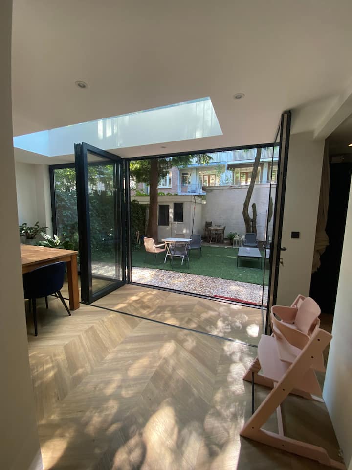 Gorgeous Garden Apartment (150m2) In Scheldebuurt - Amsterdam