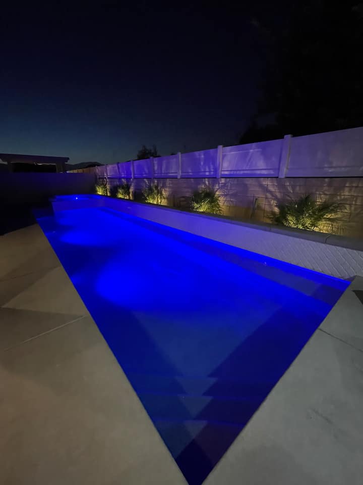 Longfellow Casa- Pool/spa/firepit/golf #31116 4br - Coachella, CA