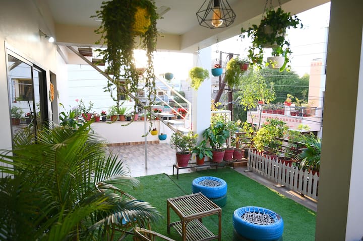 Room No.1 Manju Dwivedi Homestay  Near Aiims - Bhopal