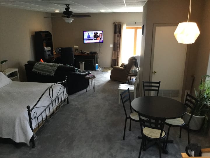 Ithaca Studio Apartment - Buttermilk Falls State Park, Ithaca