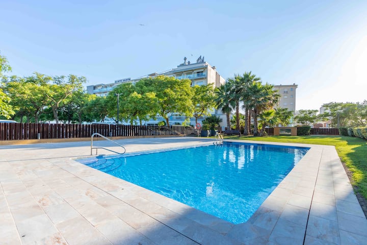 2 Bedrooms On The Beachfront - Roses