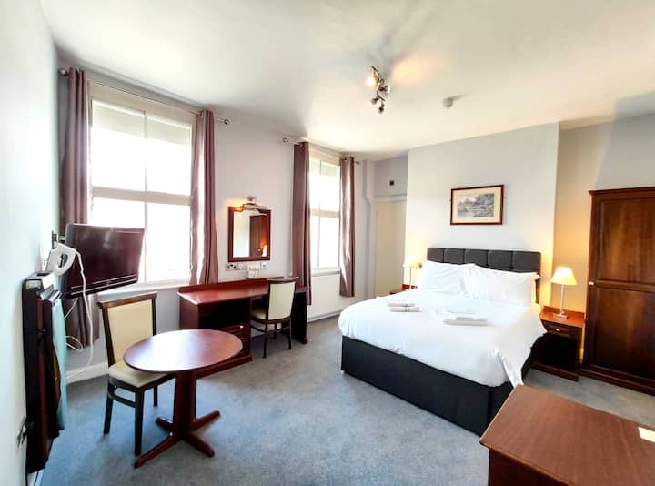 Studio 7, The Mews, Huddersfield Town Centre - Huddersfield