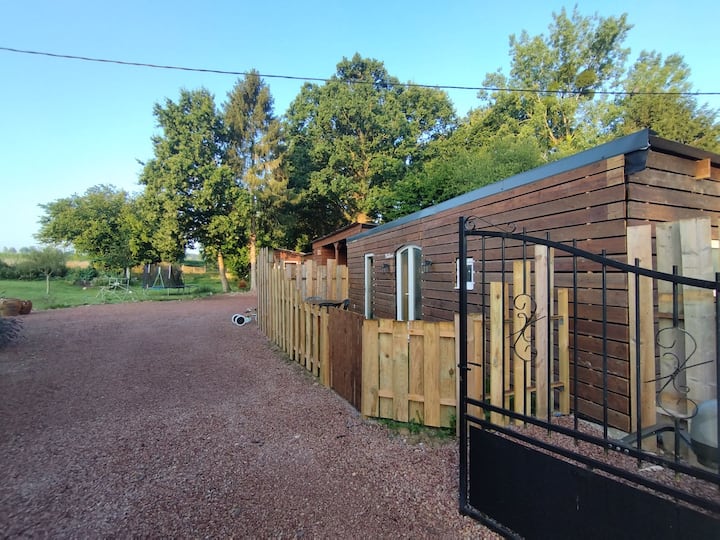 Maisonnette 4-6 Personnes Sur Terrain Clos - Le Château du Pin