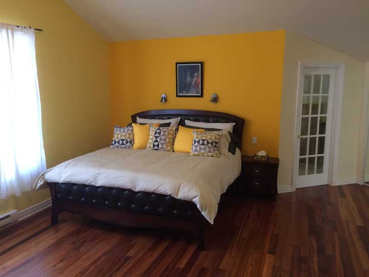 Peace Oasis  25 Min From Dt Mtl & Mont St-sauveur - Blainville