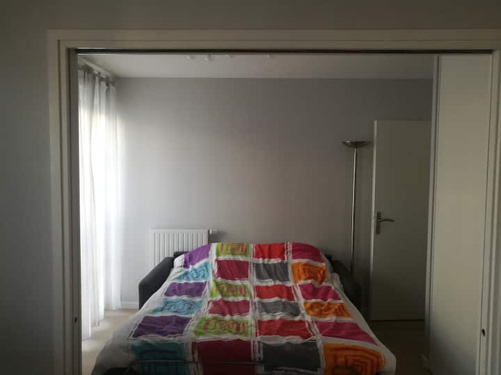 Puteaux, Appartement Moderne Et Chaleureux - Puteaux
