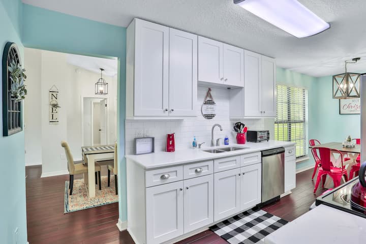 Modern E. Orange Park Home 6+bed Fence Beach 40min - Middleburg, FL