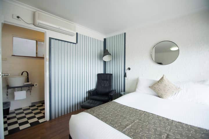 Standard Apartment - Sale, Australia