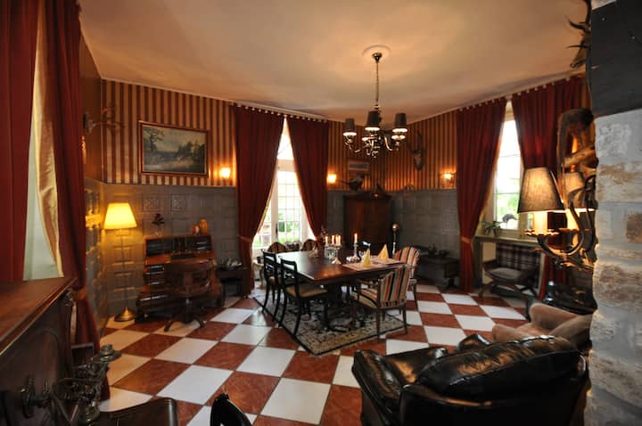 Chateau La Fragne, Tourette - Arnac-Pompadour