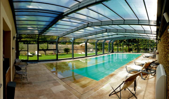 Gites 14 Pers - Piscine D'intérieur Chauffée - L'Isle-sur-la-Sorgue