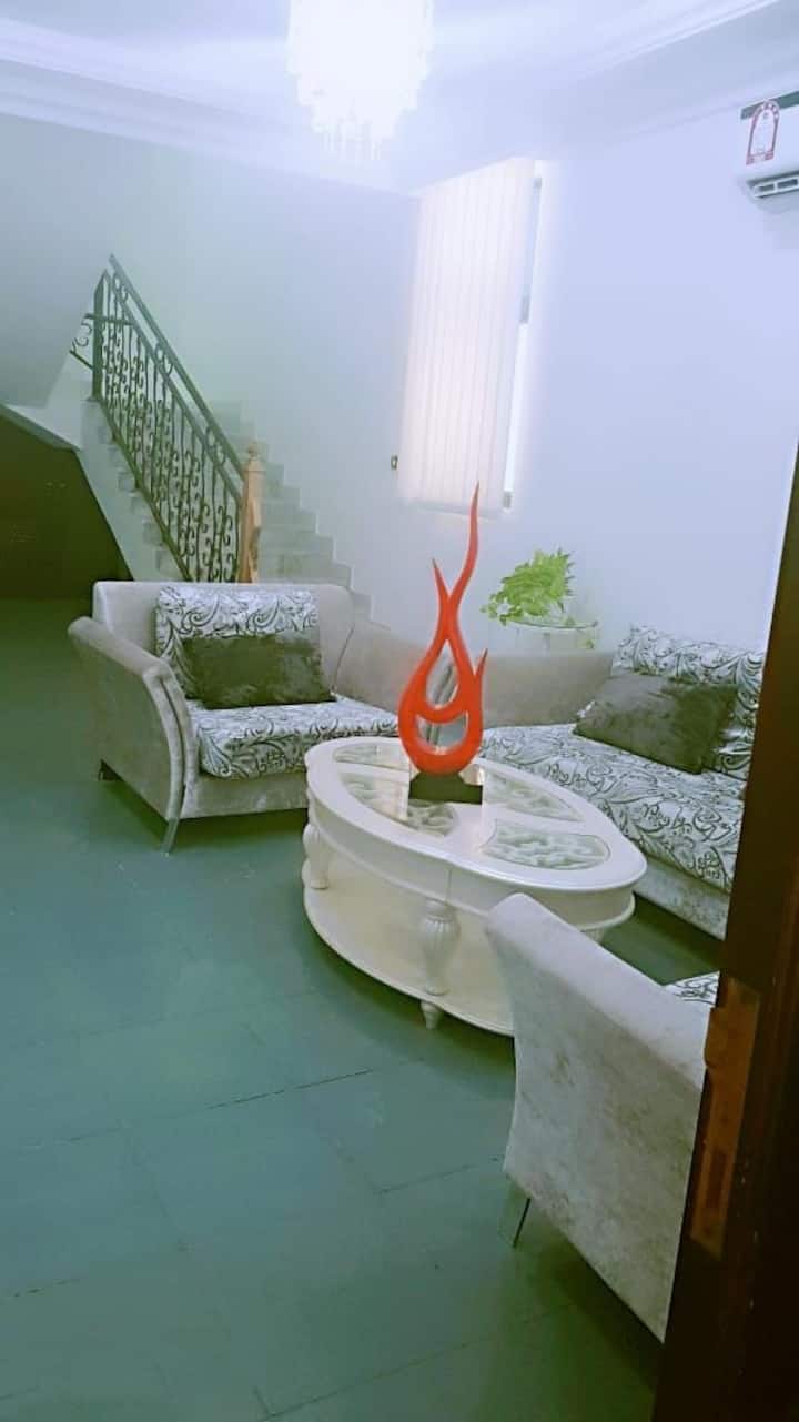 Elegant Room In The Villa - Al Wakrah