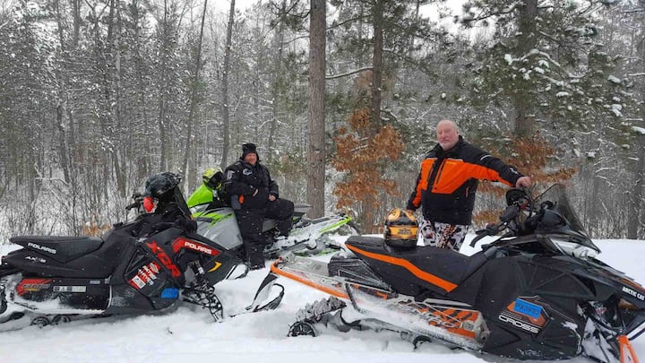 Grayling Four Seasons Snowmobilers Paradise - Grayling, MI
