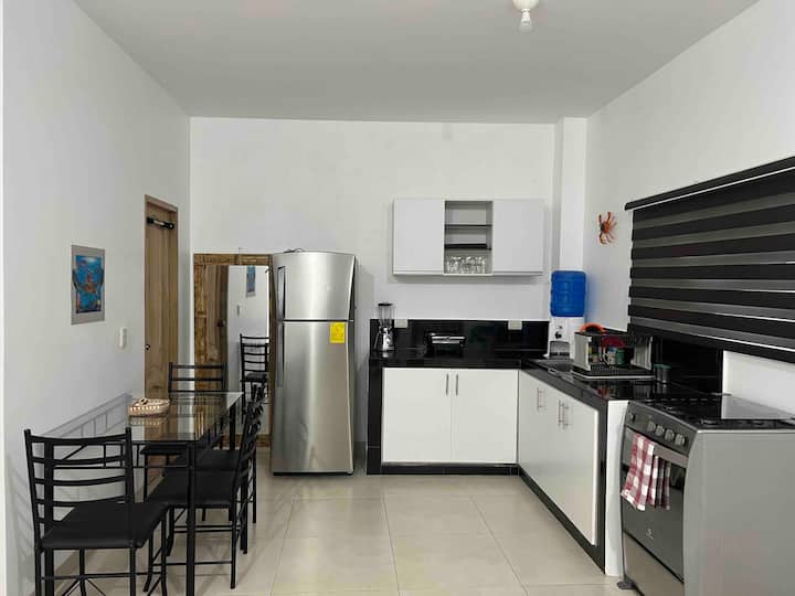 Apartamento De Playa En San José Planta Alta - Santa Elena