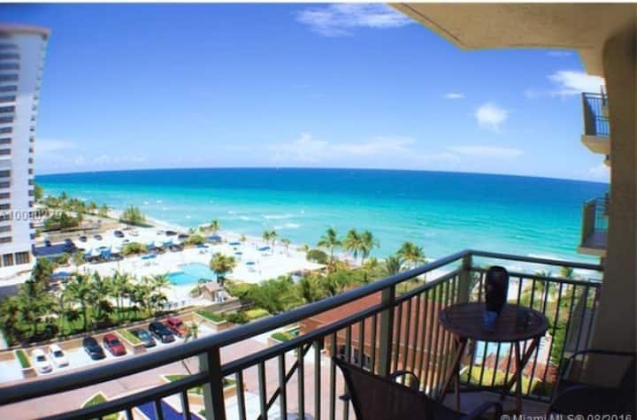 Oceanfront Fifa World Cup Stay Near Miami Stadium - Hallandale Beach, FL