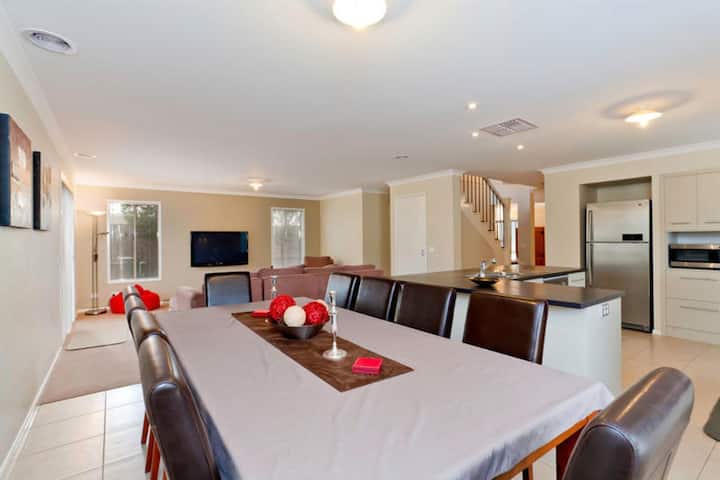 Large Family Getaway - Torquay, Australia