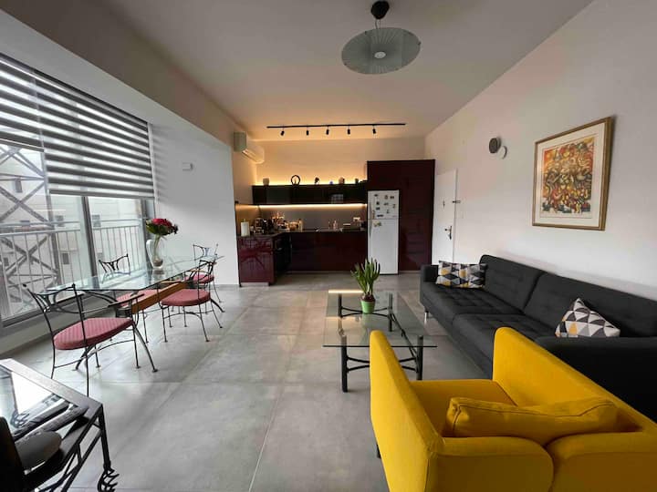 Contemporary Apt Near The Beach – 5 Min Walk - Telavive