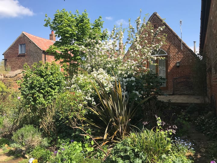 Unique Rustic Retreat In Heart Of Market Town - Swaffham