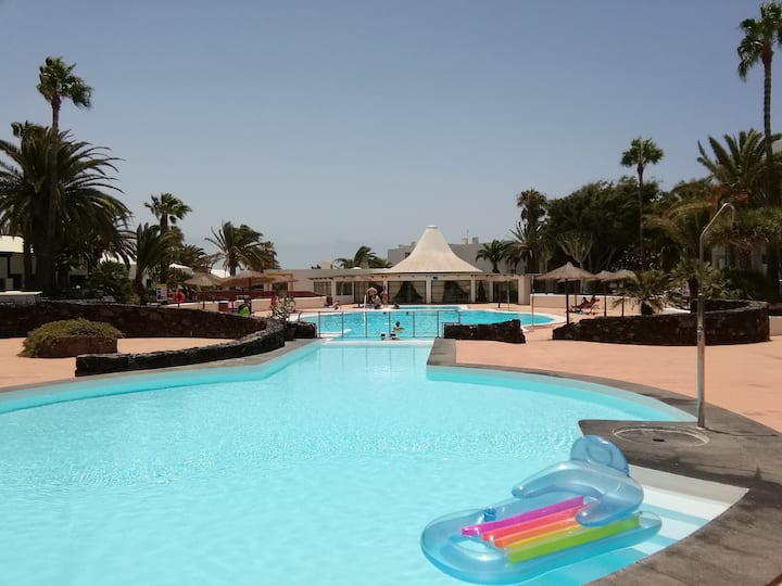 Playa Roca Cosy Studio  - Seafront Pool Complex - Costa Teguise
