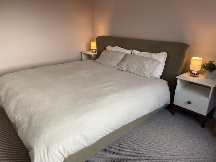 Cosy & Private En-suite Room Close To Frome Centre - Frome