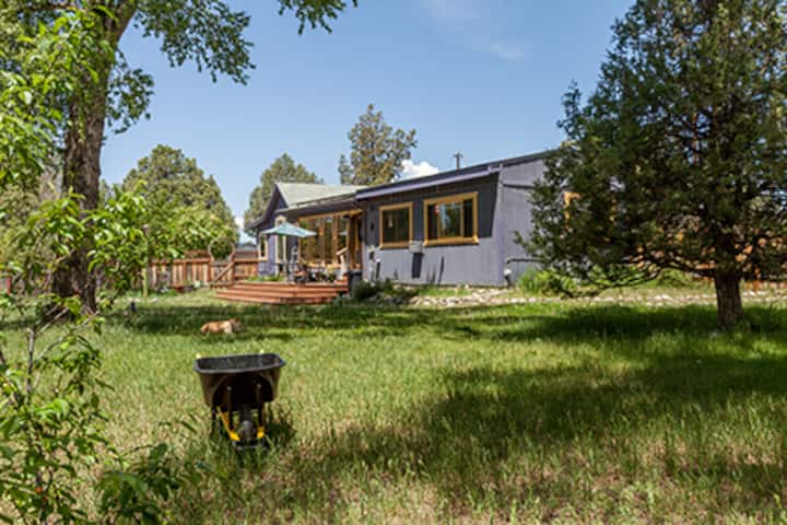 Creekside Crestone, Beautiful, Quiet  And Private. - Crestone, CO