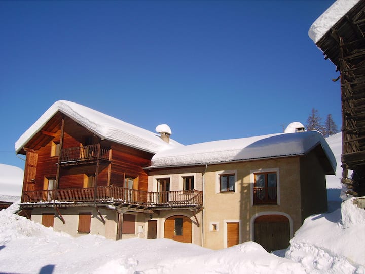 Le Chalet Du Montagnard - Le Chamois - Molines-en-Queyras