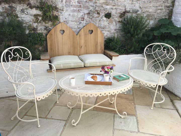 Rye Holiday Rentals & Homes - England, United Kingdom | Airbnb