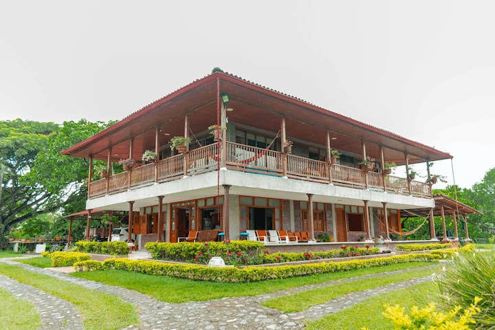 Hermosa Casa Finca Con Jacuzzi 7 Habs 19 Personas - Quindio