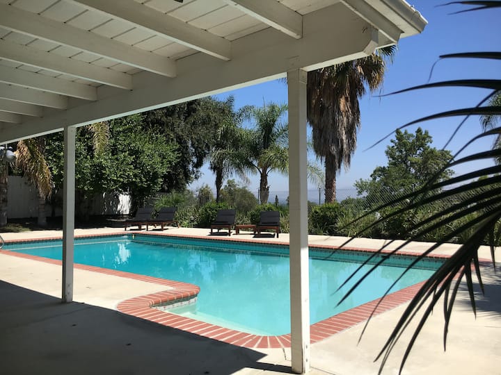 Privacy, Pool, Nature & Lush Valley View In La ! - Calabasas, CA