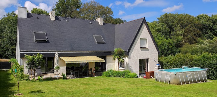 Grande Maison 15 Min De Vannes
5 Chambres 
200 M C - Morbihan