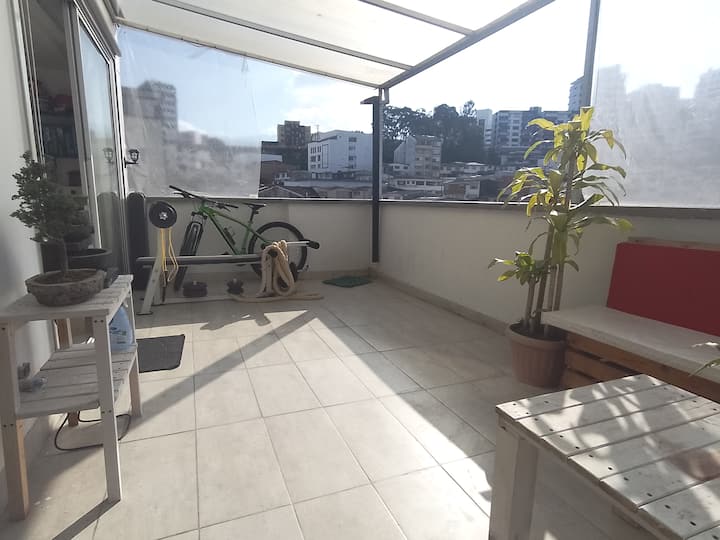 Linda Terraza Sitio Amplio Y Cómodo Gran Ubicación - Manizales