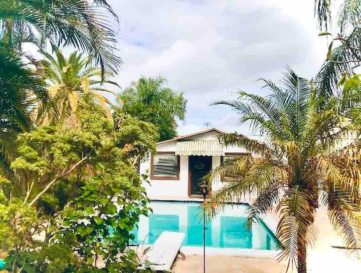 Cozy 2 Bedroom Private House W Pool - Dania Beach, FL