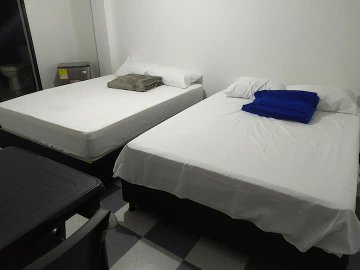 Big Groups / Near Malls / Smartlock / Meetings - Ibagué