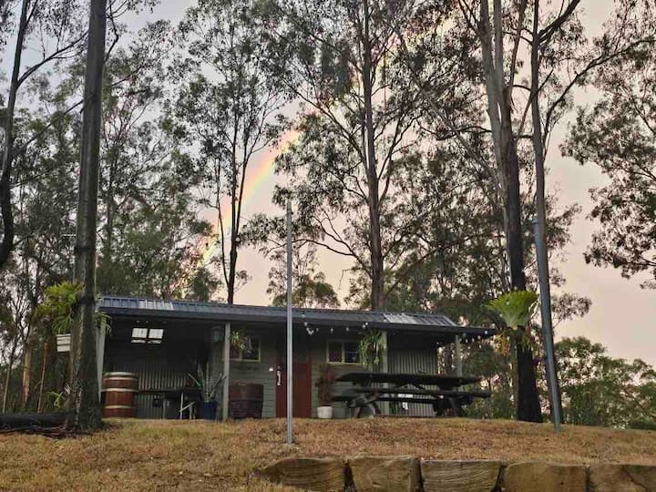 Bush Cabin Retreat - Dayboro