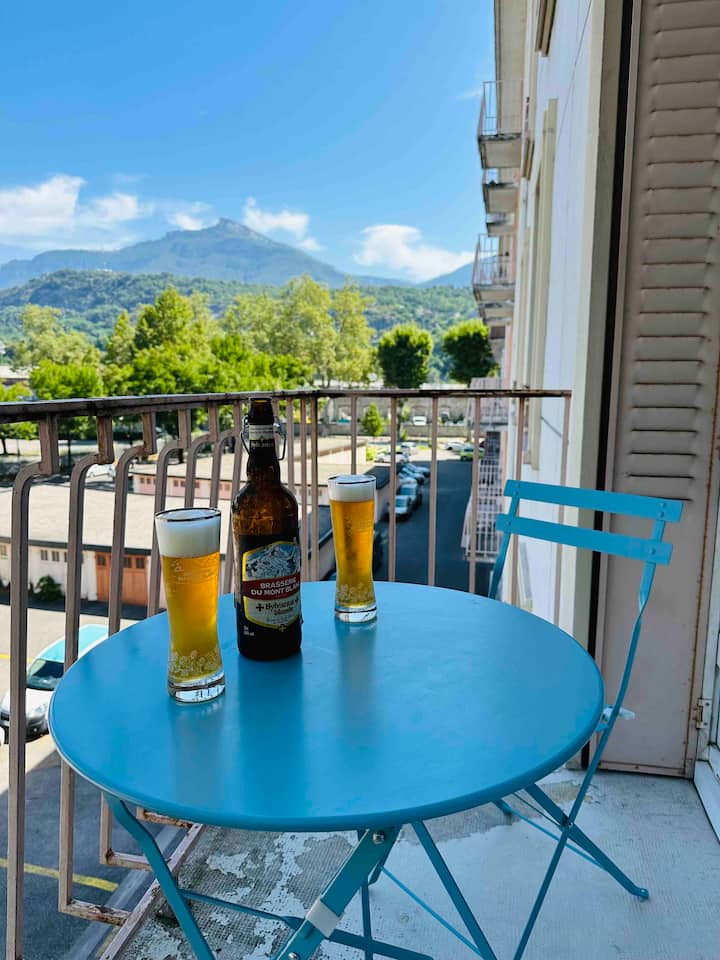 Appartement Vue Sur La Croix Du Nivolet - Chambéry