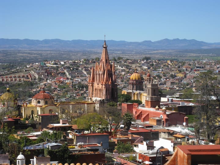 Centro Colonial Charm, Stunning Views, Ravereviews - Mexico